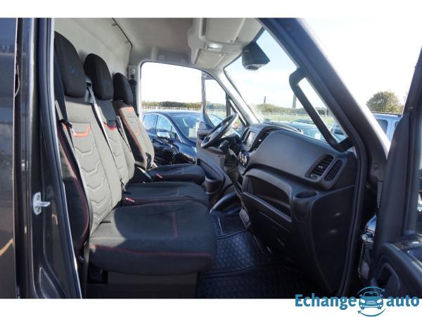 IVECO DAILY FOURGON 35 S 21 HI MATIC Extra-Long