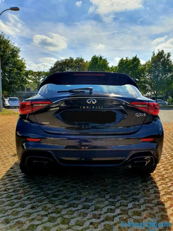 INFINITY Q30 SPORT 4 WD