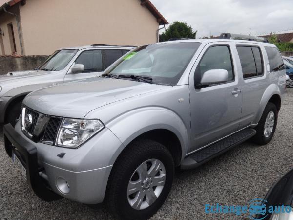 NISSAN PATHFINDER DIESEL 2.5 DCI 174 Elégance