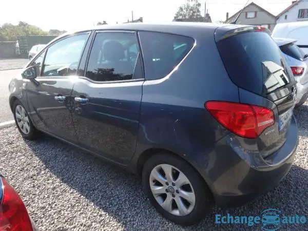 OPEL MERIVA DIESEL 1.7 CDTI 110 Cosmo Pack Black Edition